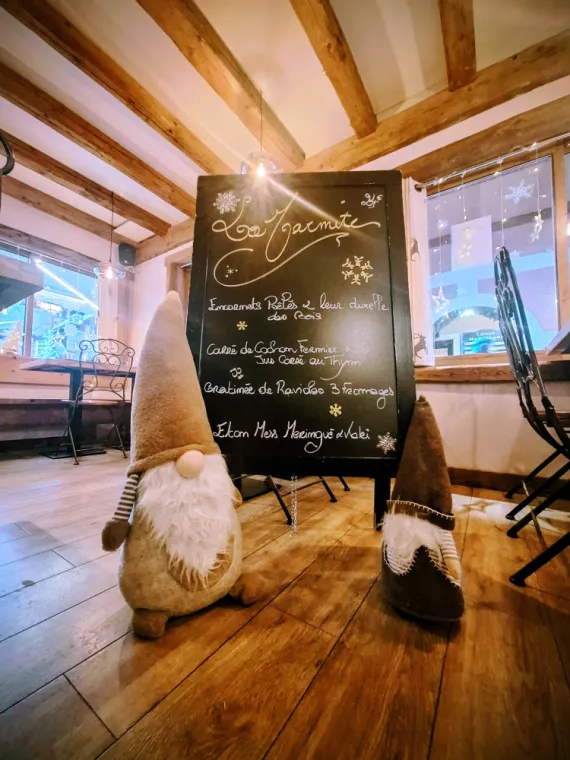 Restaurant à Valmorel Menu du Jour 24€ 🎄 Carré de Cochon Fermier Rôti ...